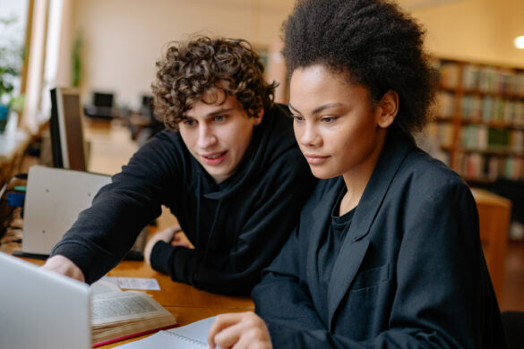 Le métier de greffier : formation, salaire, métier, missions